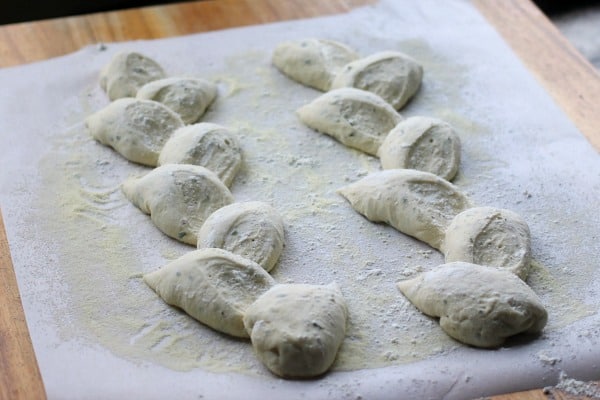 How to Make Epi Bread: Wheat Stalk Bread- Baker Bettie