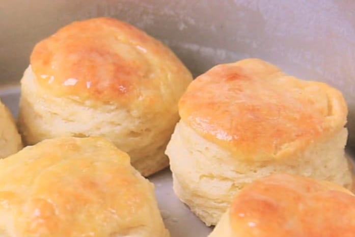 How To Make Homemade Biscuits Biscuit Mixing Method Baker Bettie how-to-make-homemade-biscuits-biscuit-mixing-method-baker-bettie